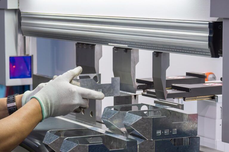 A Comprehensive Guide to Designing Bend Reliefs in Sheet Metal - Your ...